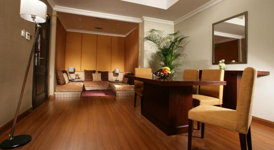 Купить тур в отель Ramada Hotel & Suites Ajman (Аджман) на 8 дней вылет ...