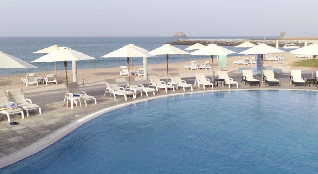 Купить тур в отель Radisson Blu Resort Fujairah (Фуджейра) на 8 дней ...