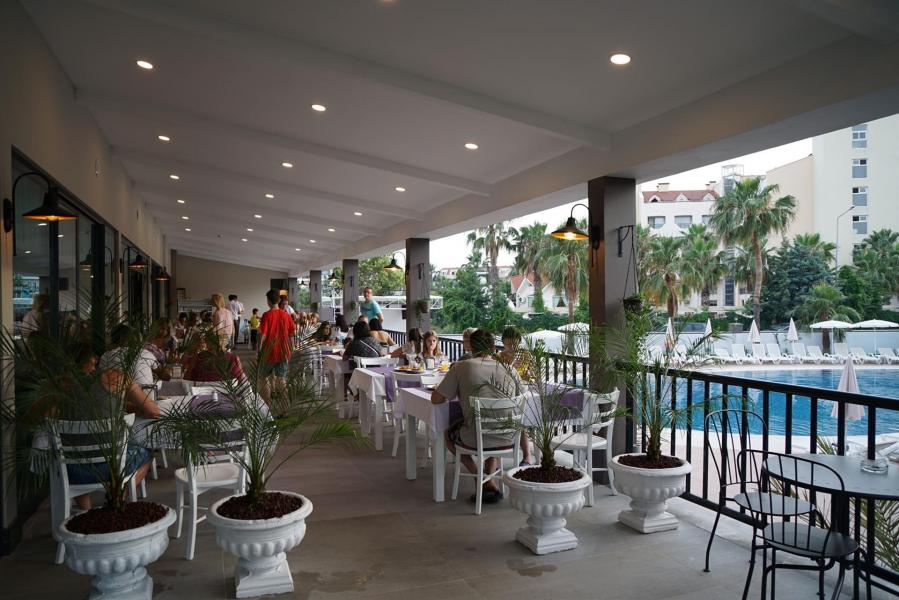 Купить тур в отель Istanbul Beach Hotel (Кемер) на 8 дней вылет из ...