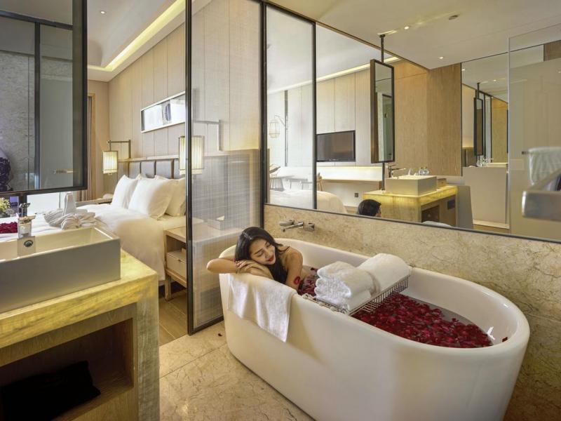 Купить тур в отель Harman Resort Hotel Sanya (Хайнань) на 13 дней вылет ...